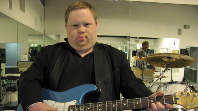 "Policía, no dispare: soy discapacitado" - BBC News Mundo