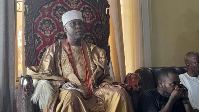 Ètò gbígbé ọ̀pá-àṣẹ fún Soun Ogbomoso Ọba Ghandi Olaoye ti bẹ̀rẹ̀ - BBC ...