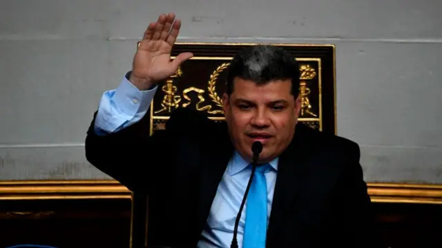 Asamblea Nacional: EE.UU. sanciona a Luis Parra, el diputado que se ...