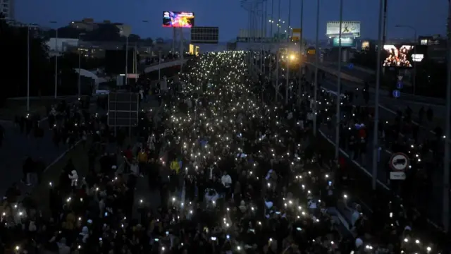 Protesti u Srbiji: U Beogradu nove demonstracije zbog nasilja u zemlji ...