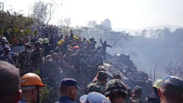 حوادث طائرات الركاب عشرات القتلى في تحطم طائرة في وسط نيبال Bbc News