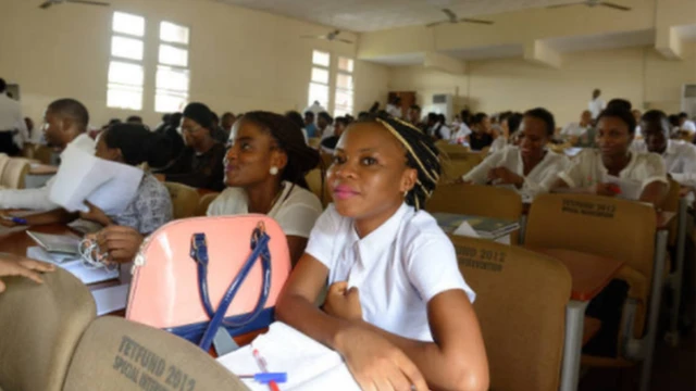 School resumption in Nigeria: Ibi ọ̀rọ̀ dé dúró rèé lórí ṣíṣí àwọn ilé ...