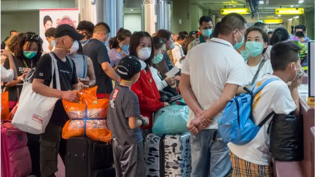 Virus corona: Kisah cemas mereka yang kerja di perusahaan China dan yang menghadapi stigmasisasi ...