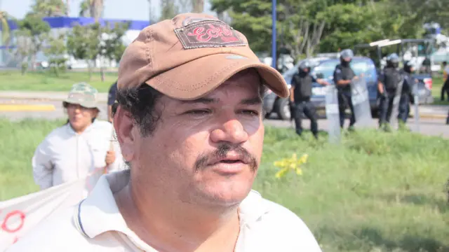 "Mucha gente piensa que estoy loco por quedarme": las familias que se ...