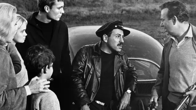 Holivud i film: Legendarni glumac, oskarovac Alan Arkin preminuo u 89. godini - BBC News na srpskom