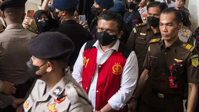 Ferdy Sambo tetap divonis hukuman mati, upaya banding ditolak Pengadilan Tinggi Jakarta - BBC ...