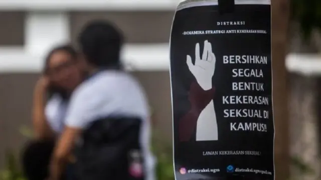 'Pandemi kekerasan seksual' di kampus dan Permendikbud 30: Mengapa 'tanpa persetujuan korban ...