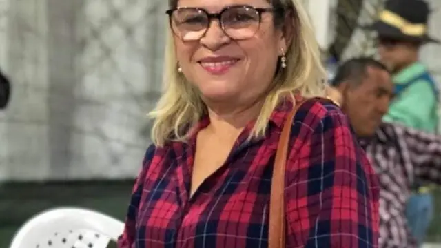 'Nuvem de poeira invadiu loja após estrondo', conta dona de ateliê vizinho a prédio que caiu em ...