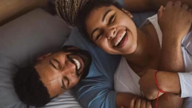 Mahusiano ya wazi ni nini na kwa nini uhusiano huu unaongezeka - BBC ...