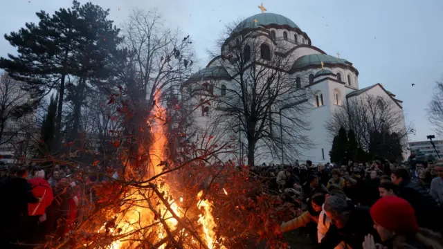 Božić: Pravoslavni hrišćani proslavljaju jedan od najznačajnijih ...