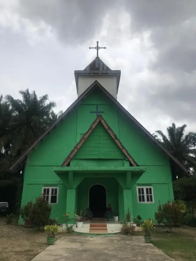 Kisah umat Kristen di Aceh Singkil yang terpaksa beribadah di bawah ...
