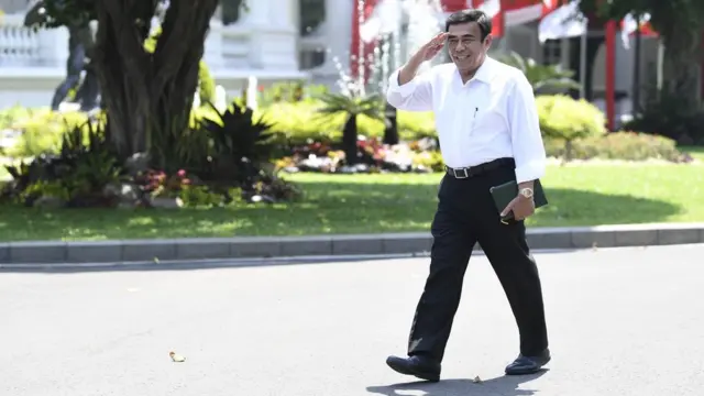 Larangan cadar dan celana cingkrang ASN 'No, Anda punya pakaian sendiri', kata Menteri Agama ...