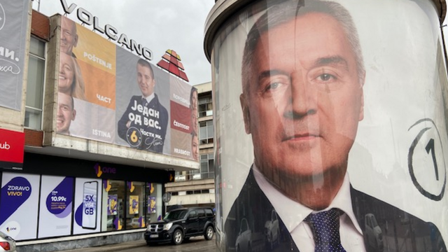 Politika: Crna Gora dobila novu vladu, Andrija Mandić predsednik skupštine - BBC News na srpskom