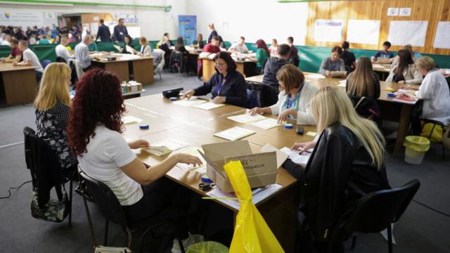 Izbori u Bosni i Hercegovini: Brojanje glasova iz Republike Srpske u ...