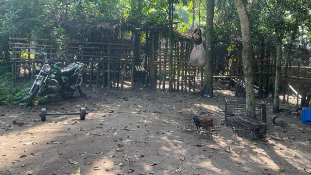 I﻿he Ipob sara ndị agha kwuru na ha wakporo ogige ndị ESN n'Ohafia - BBC News Ìgbò