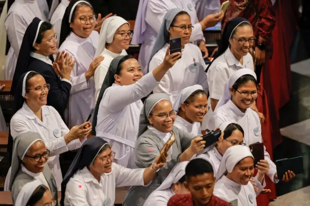 Paus Fransiskus datang ke Indonesia: Cerita di balik kursi yang digunakan Paus Fransiskus di ...