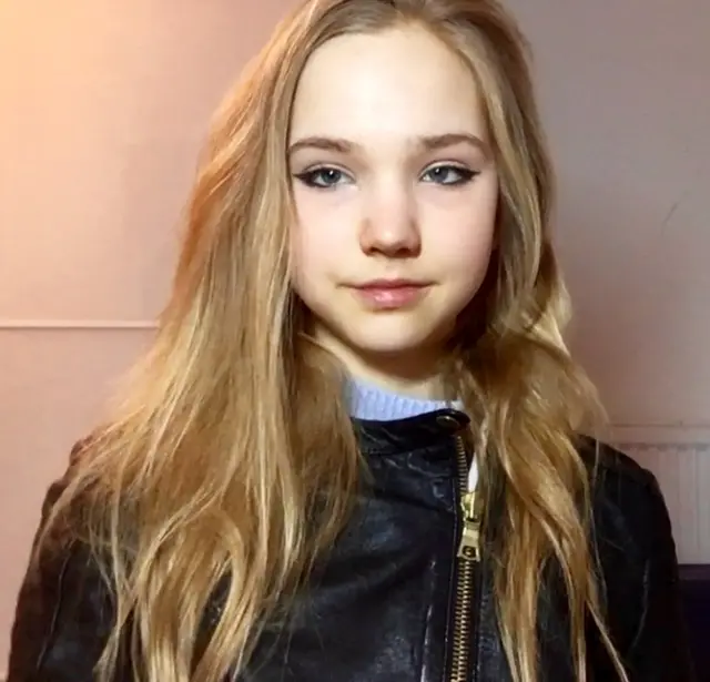 Naomi Seibt, la "anti-Greta Thunberg" que aboga en contra del ...