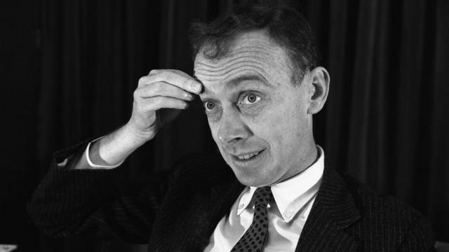 James Watson: el premio Nobel despojado de sus títulos por reiterar que ...