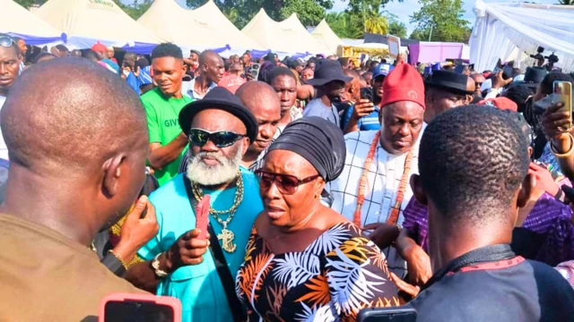 Mr Ibu burial: Nollywood actor John Okafor burial in pictures - BBC ...