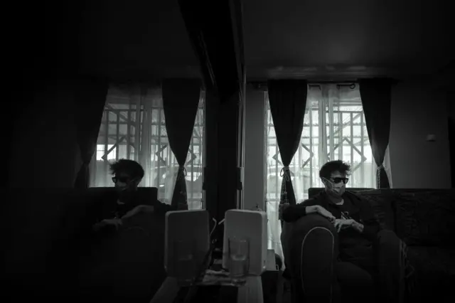 "No quiero ser un ícono": la nueva vida de Gustavo Gatica, el joven que ...