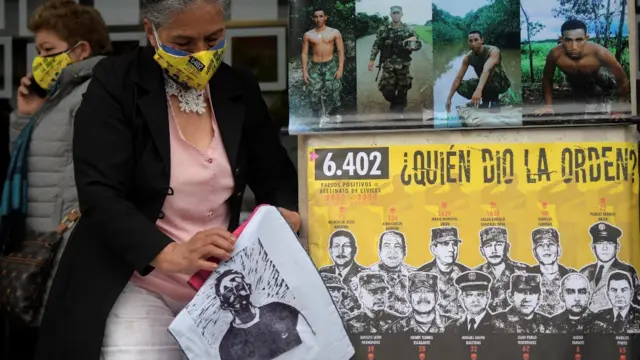 Quién Es Mario Montoya El General Colombiano Imputado Por 104