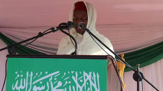 Umwumvikano ngo wagarutse mu bayoboke ba Islam mu Rwanda - BBC News Gahuza