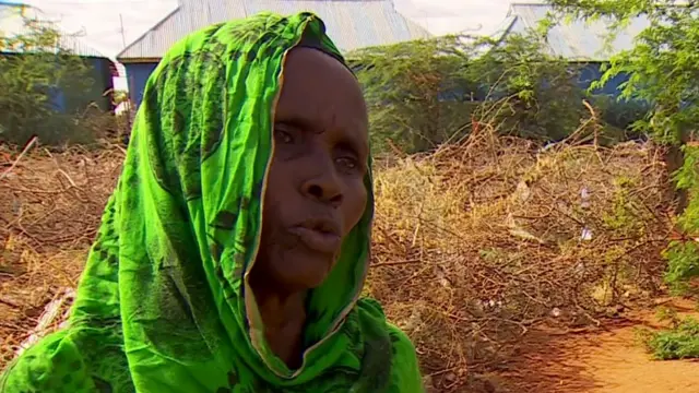 Soomaaliya: Abaarta Soomaaliya oo mareysa xaalad deyro ah - BBC News Somali