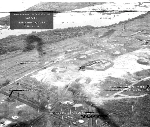 Las fotos tomadas por aviones espías que ayudaron a descubrir (y a solucionar) la crisis de los ...