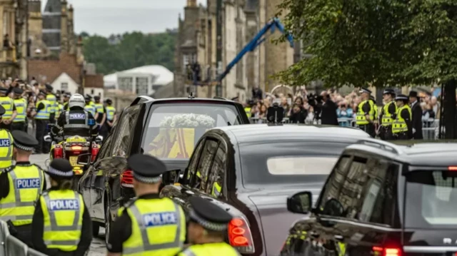 Kama masu zanga-zanga a raka gawar Sarauniya ya sanya damuwa kan ...