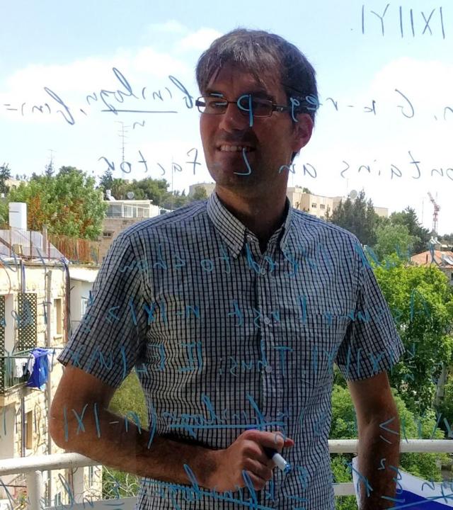 El problema matemático de las reinas del ajedrez que un científico de ...