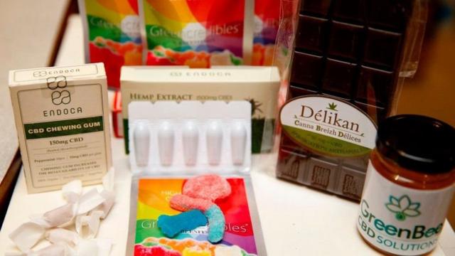 Sejarah dan budaya ganja di Nusantara: Ritual, pengobatan, dan bumbu ...