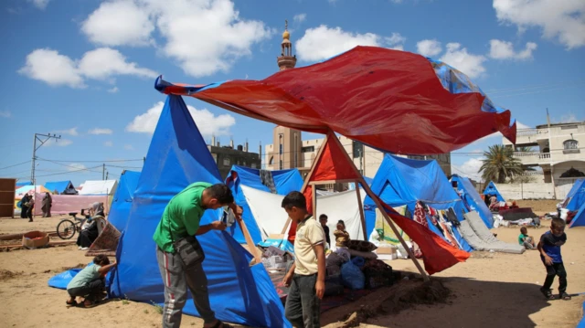 Israel-Gaza: Israel serang Rafah saat Hamas setujui gencatan senjata ...