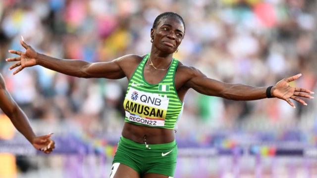 Tobi Amusan lọ rọ́ọ́kún nílé ná torí ẹ̀sùn àìṣe àyẹ̀wò lílo òògùn olóró ...