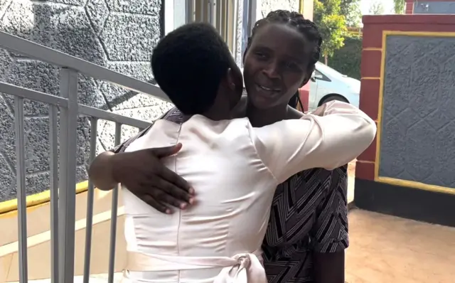 ‘Aka gakoti nambaye ni ko nari nateguye kugenda nambaye’ – Akababaro k’impunzi ziri mu Rwanda ...