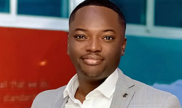 Prix Komla Dumor de la BBC 2023 : Le Ghanéen Paa Kwesi Asare lauréat - BBC News Afrique