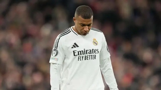 Mbappe ba zai buga wa Real wasan Getafe ba - BBC News Hausa