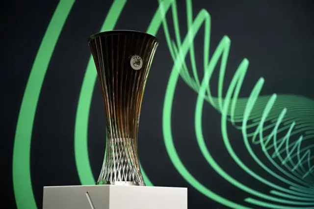 Şampiyonlar Ligi’nin yeni formatı nasıl olacak, Galatasaray ve ...