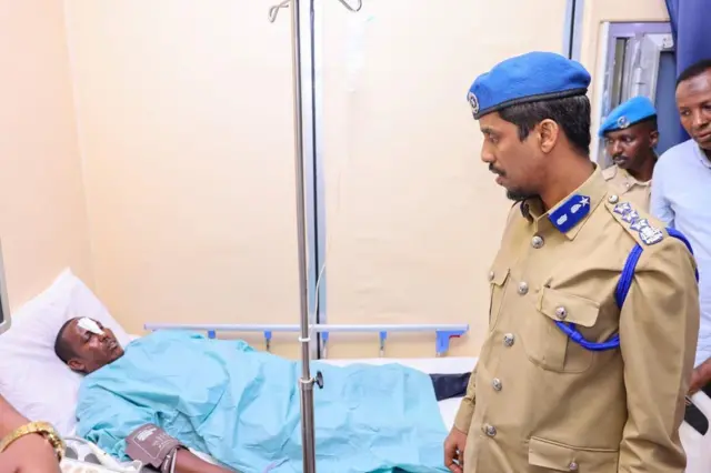 Shalay maxaa ka dhacay baarlamaanka Soomaaliya - BBC News Somali