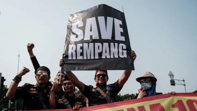 Pulau Rempang: Sebagian dari 34 demonstran penolak proyek Rempang Eco City bebas tahanan, 'Insya ...