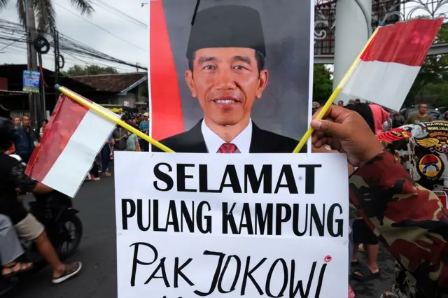 Pilkada 2024: Pertarungan ‘mati-matian’ PDIP versus Jokowi di Jateng, Sumut, dan Bali - BBC News ...