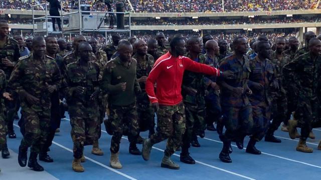 William Ruto: Photos from swearing in of Kenya new president - BBC News ...
