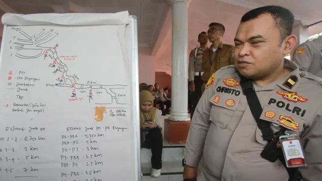 Bencana longsor: Kisah anak mencari ayahnya yang jadi korban longsor area tambang emas ilegal di ...