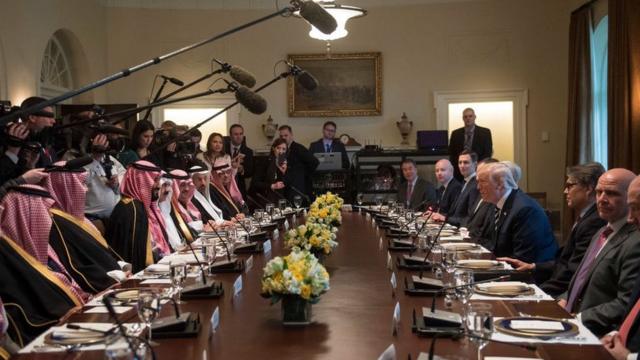 ولیعهد عربستان اسرائیلیان حق زندگی صلح‌آمیز در کشورشان را دارند Bbc