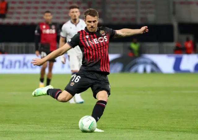 Tetesi tano kubwa jioni - BBC News Swahili