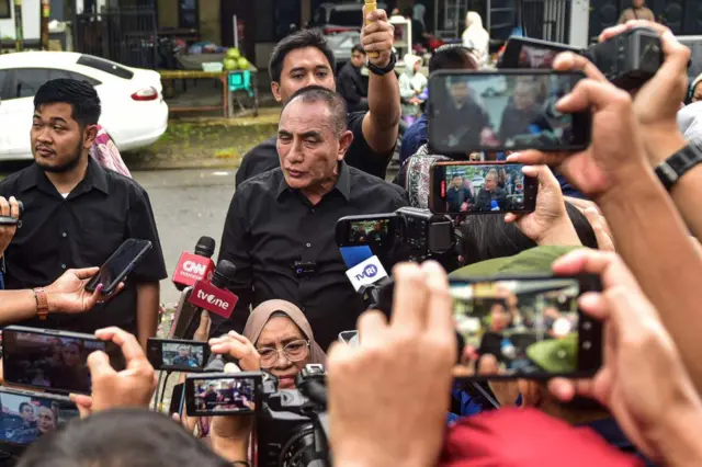 Quick count Pilkada 2024: Siapa yang unggul di Jakarta, Jateng, Jatim dan Sumut? - BBC News ...