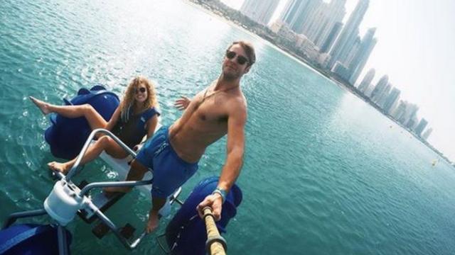 Ị ma na "selfie" nwere ike isete ọnwụ? - BBC News Ìgbò