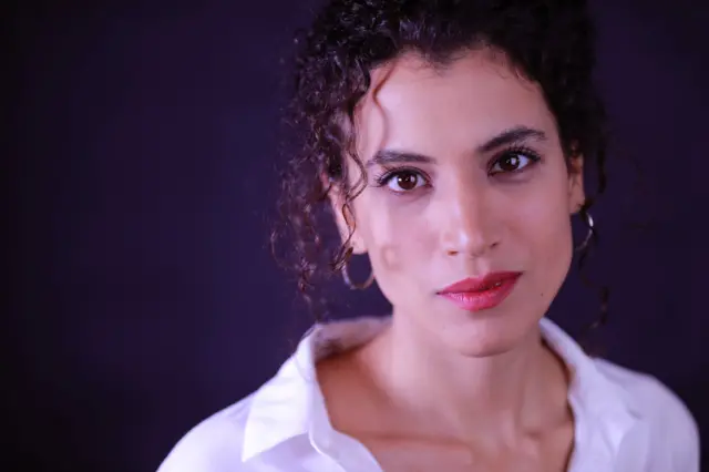 "رحلة" سينمائية شابة من العراق إلى مهرجانات عالمية - BBC News عربي