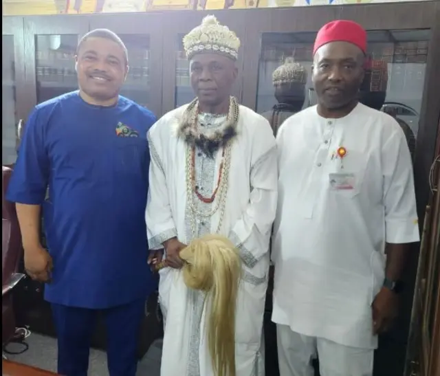 Ozi Eze Chukwuemeka Igbo na Ifeanyi Ụbah sịrị Nnamdi Kanu ziri ha zie ndị Igbo - BBC News Ìgbò