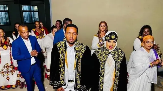 Meher: Safiya Tusmo maxay ka tiri 120-ka geel ee lagu wareejiyay? - BBC ...