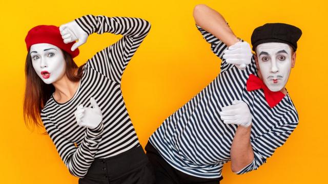 Cómo nuestro lenguaje corporal nos hace (casi) transparentes - BBC News ...